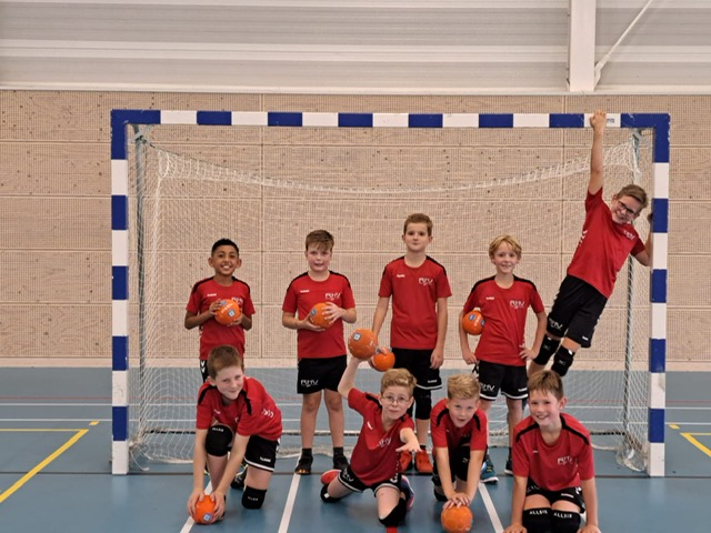 Jongens E1 – Rijense Handbal Vereniging